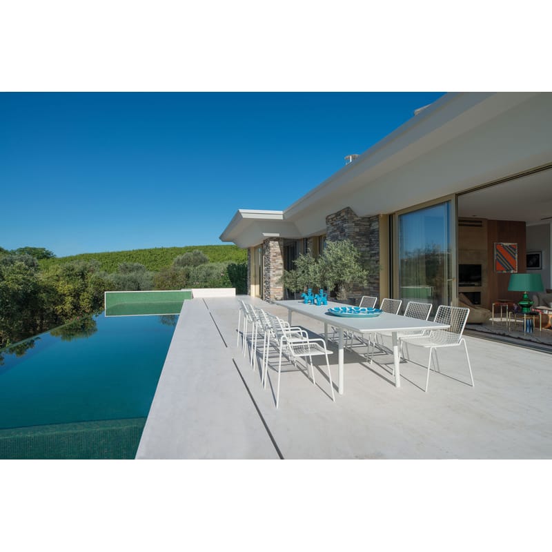 Chaise empilable Rio R50 Emu - marron métal | Made In Design