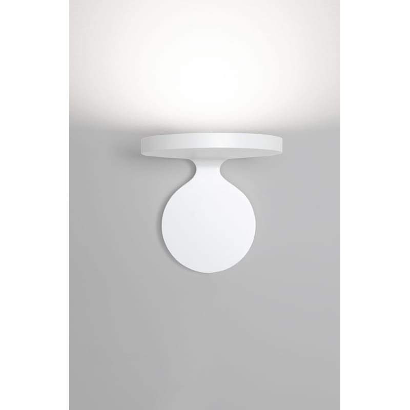 Artemide Rea Small LED Wall light - white | Made In Design UK