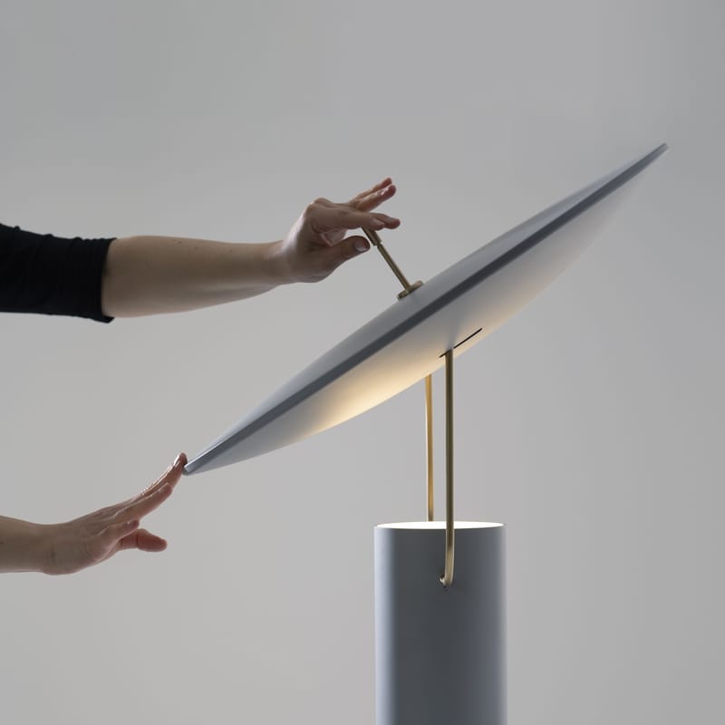 Lampe de table TX1 LED Large Martinelli Luce - gris | Made In Design