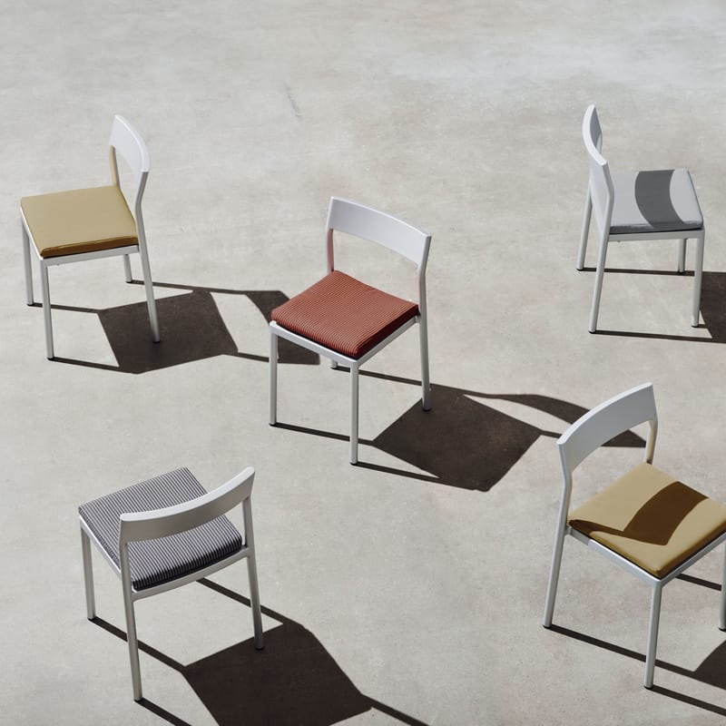 Chaise empilable Type Chair Hay - gris | Made In Design