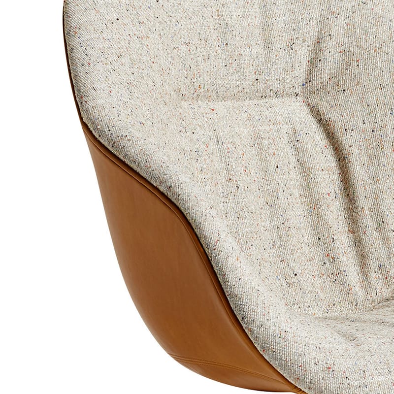 Fauteuil pivotant About a chair AAC121 Soft Duo Hay - marron beige ...