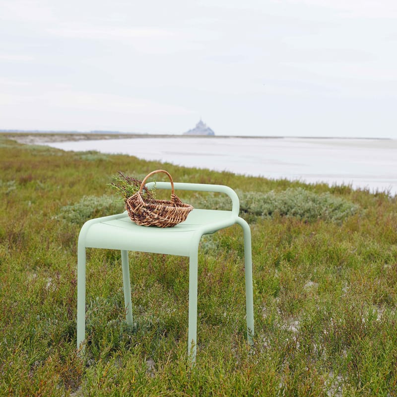 Tabouret empilable Luxembourg Fermob - vert | Made In Design