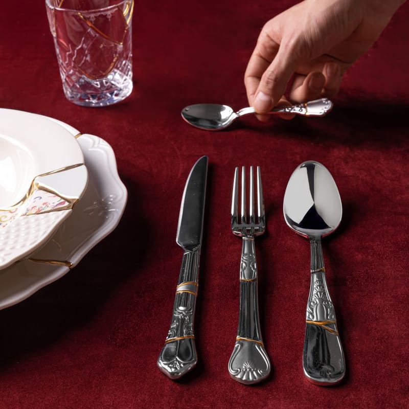 Besteck Set Kintsugi von Seletti - gold stahl | Made In Design