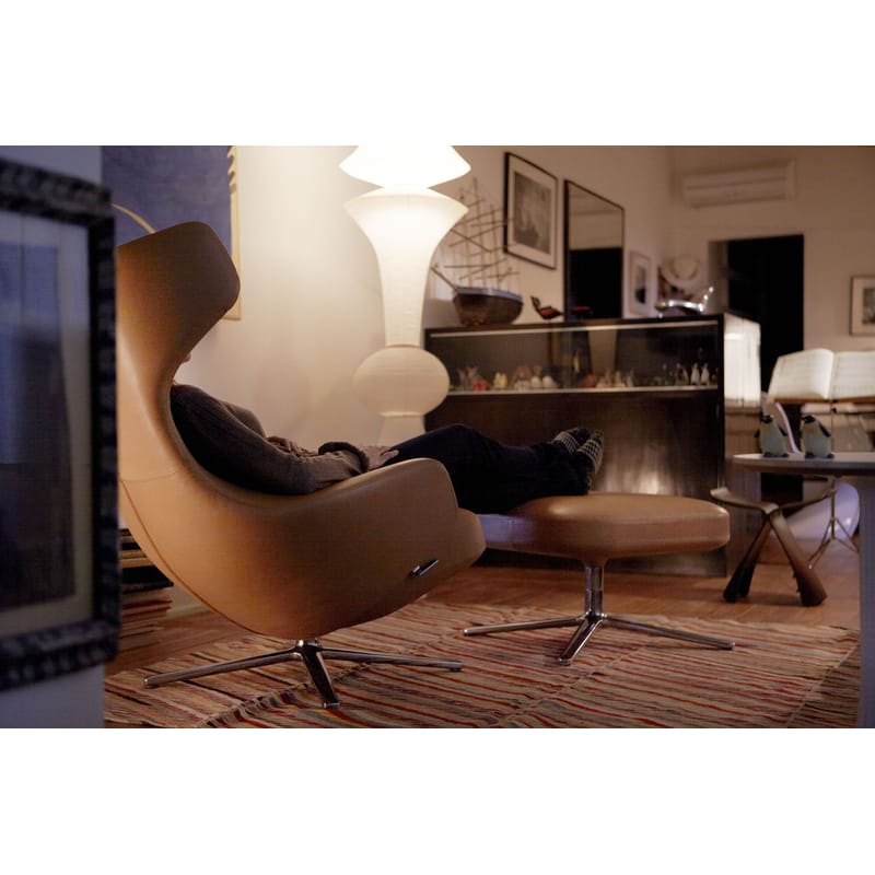 Vitra Butterfly Stool Stool - rosewood | Made In Design UK