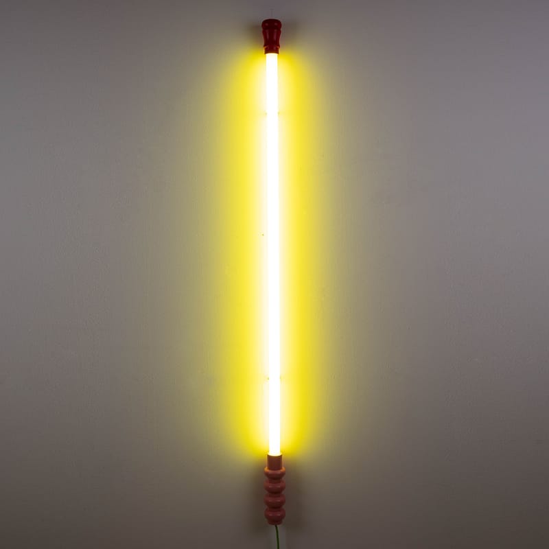 Wandleuchte mit Stromkabel Superlinea LED von Seletti - rosa gelb rot ...