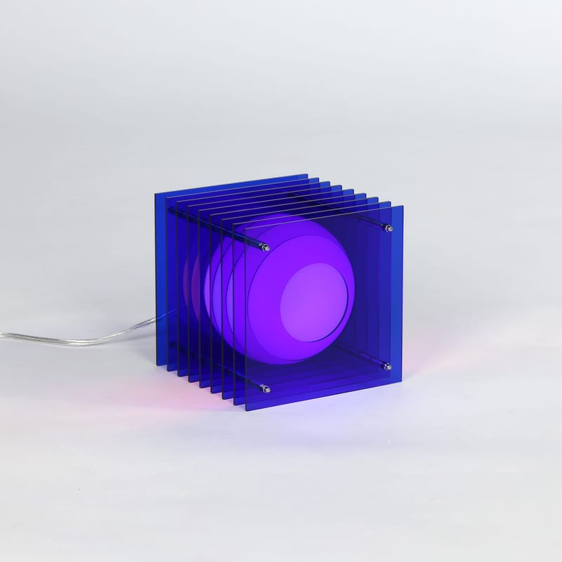 Lampe de table Lop Small Square BANG - bleu | Made In Design