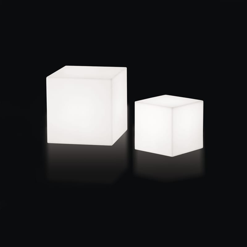 Slide Cubo OUTDOOR Illuminated side table - white | Made In Design UK