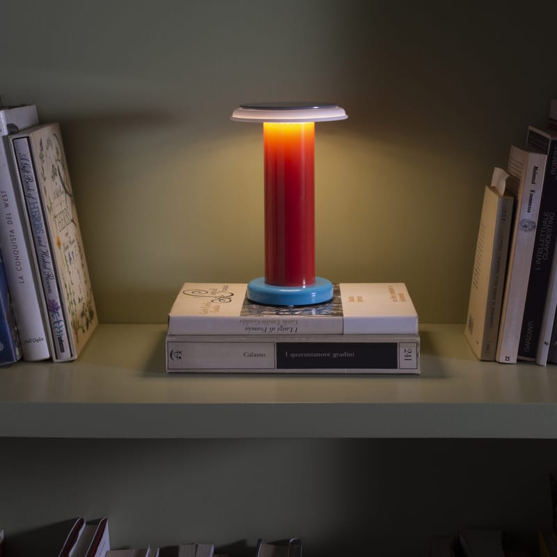 Lampe sans fil rechargeable PL5 SOWDEN - rouge | Made In Design