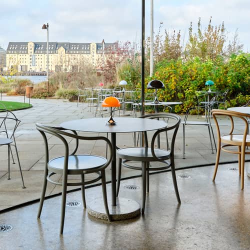 Wireless rechargeable outdoor lamp Panthella Portable LED The Originals ...