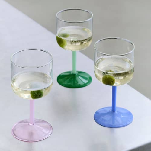 Wine glass Tint Hay / Set of 2 - Pink - Glass | Made In Design