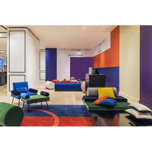 Dormeuse / Divan Place des Victoires Lelièvre Paris - rouge | Made In ...