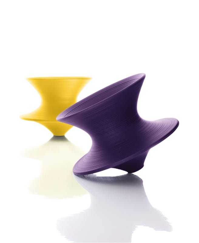 Magis Spun Rocking chair - red | Made In Design UK