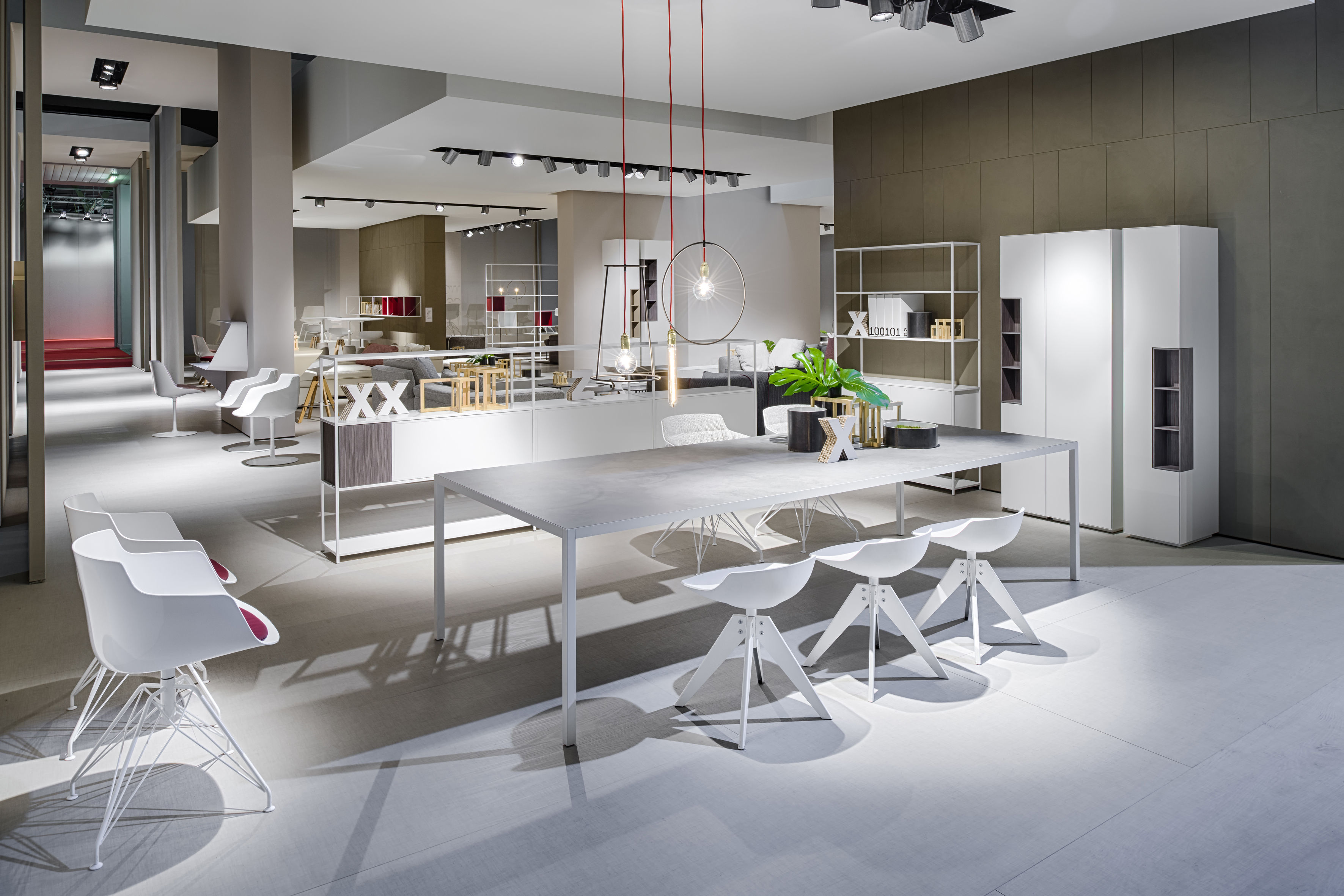 MDF Italia Flow Slim Swivel armchair - White | Made In Design UK