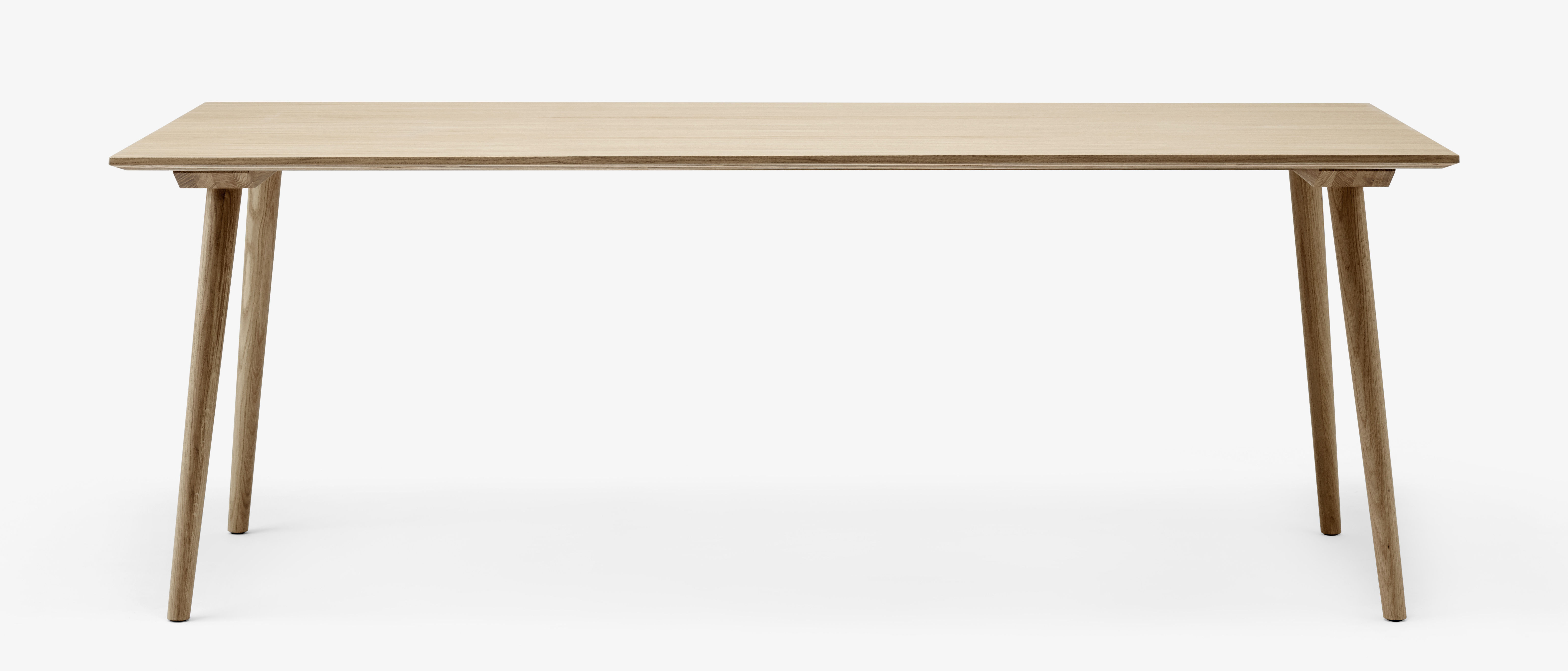 Table rectangulaire In Between &tradition - Bois naturel | Made In Design